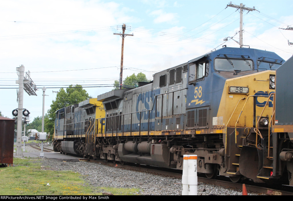 CSXT 58 on CSX Q620-10